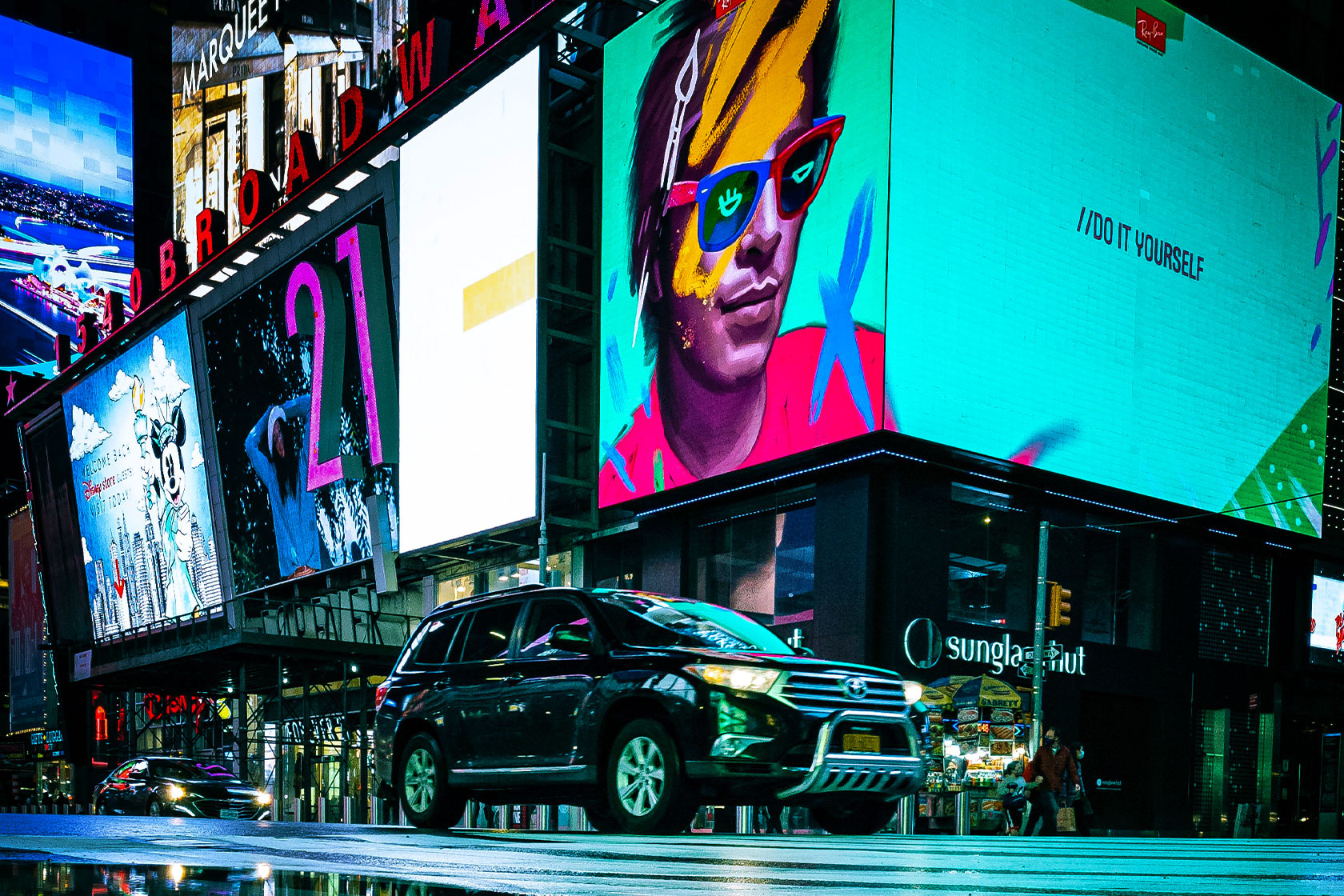 What to Know About Digital Out-of-Home Advertising - AX Insights
